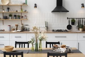 Kitchen Chronicles: Farmhouse Flair for Family Feasts